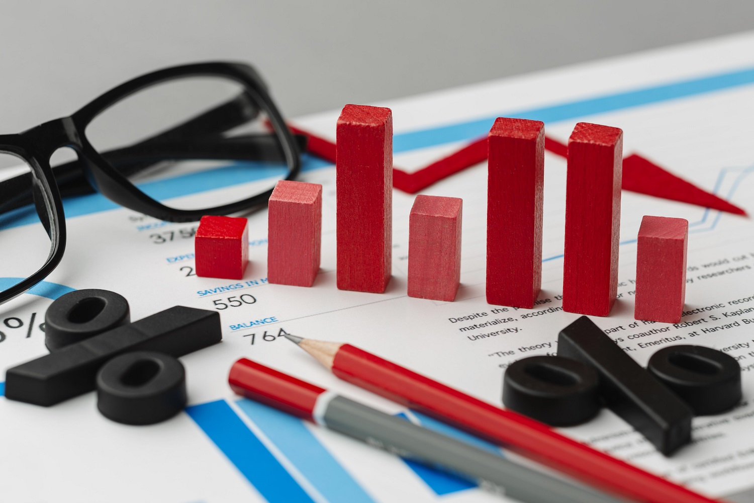Economic seminar - STATEC's new long-term economic and demographic ...